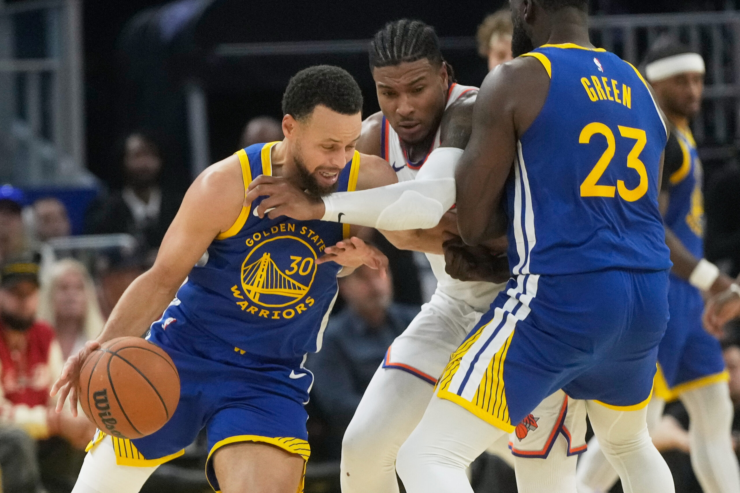 NBA: Warriors turn back Knicks
