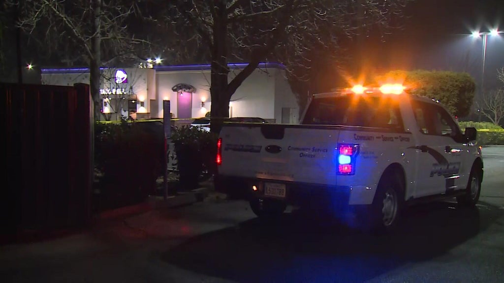 Elk Grove Taco Bell locked down after report of employee being shot in ...