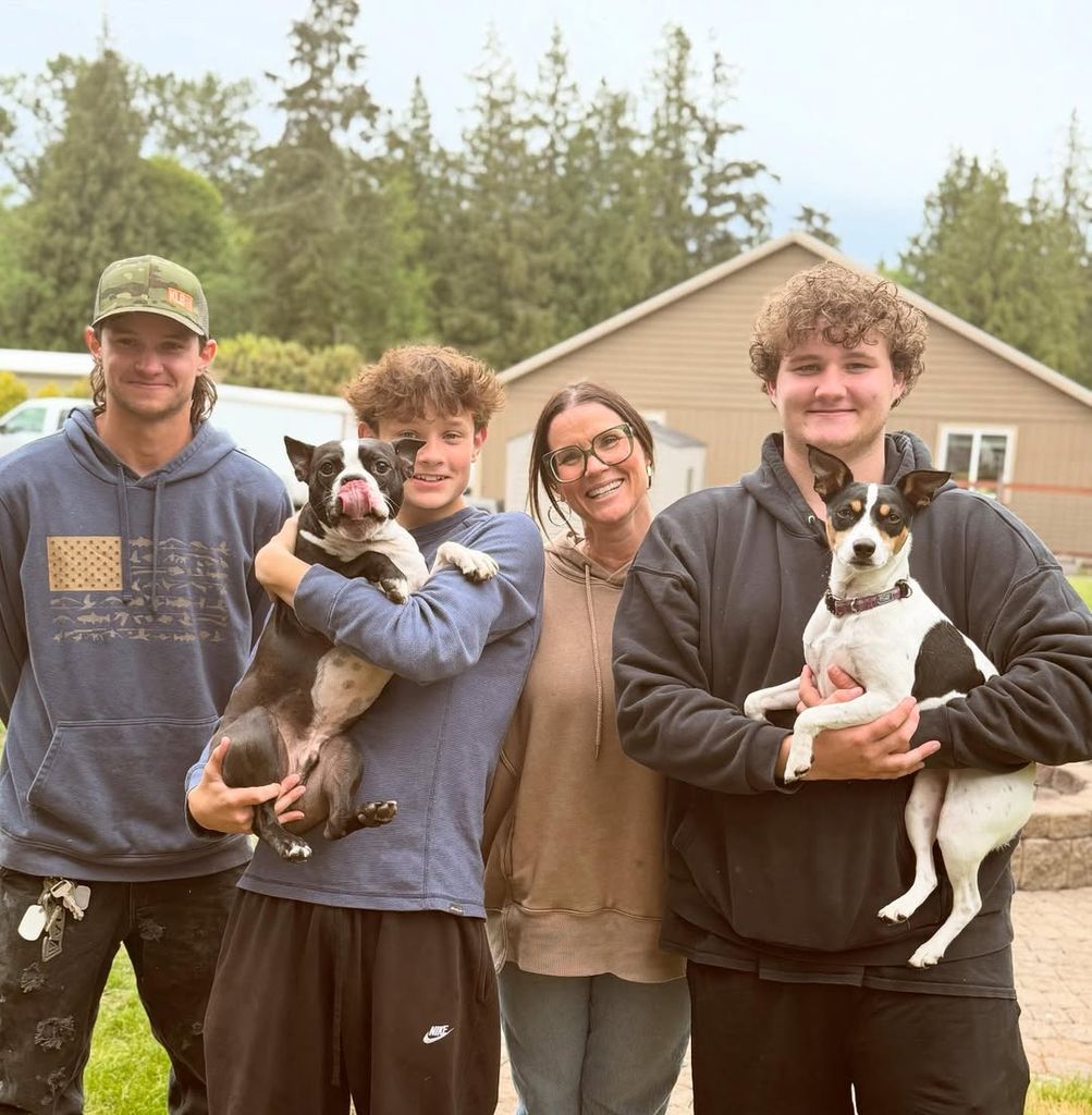 HGTV star Leslie Davis blindsides fans with engagement news: 'Did I ...