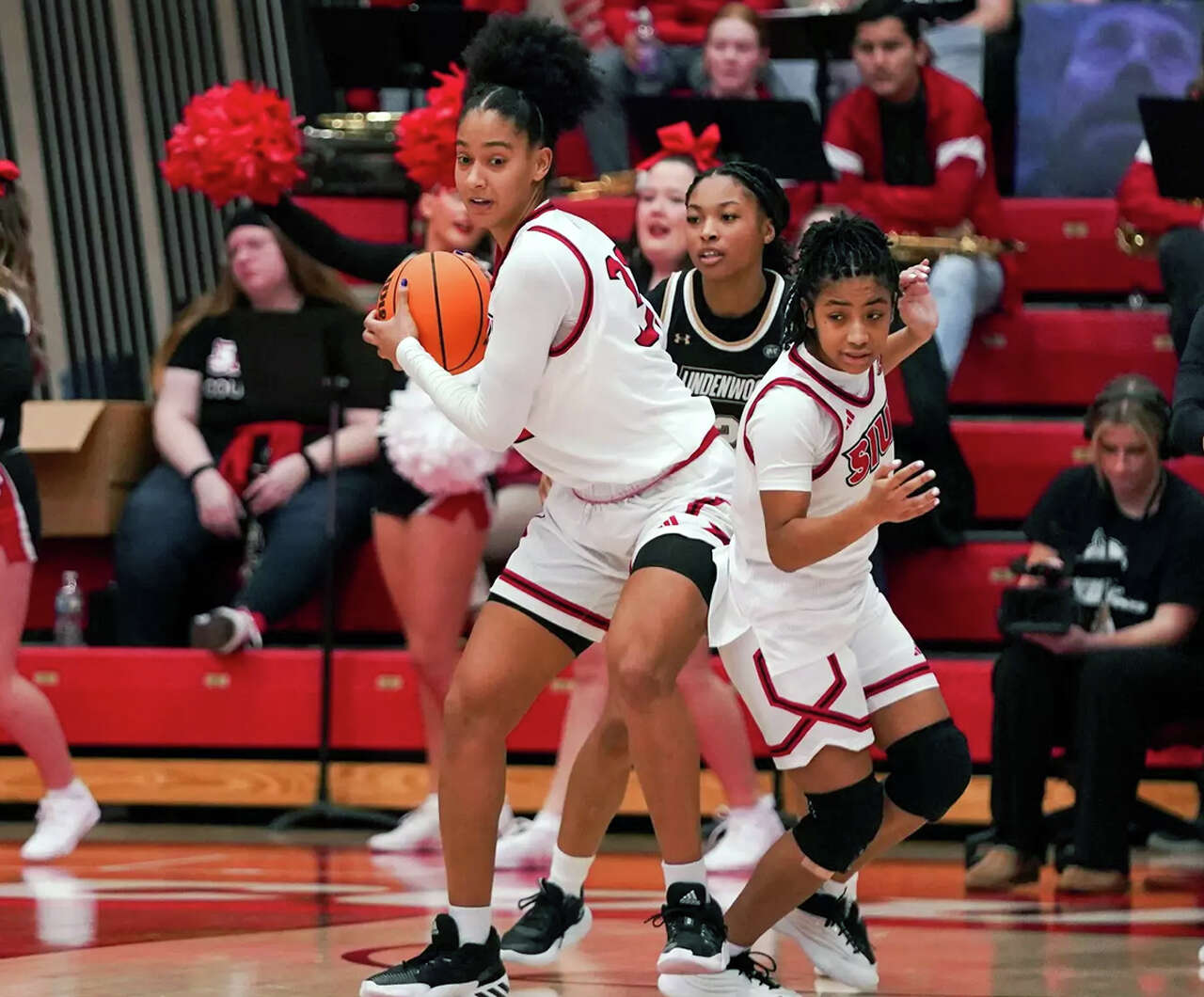 SIUE women rally, but come up short at UT Martin