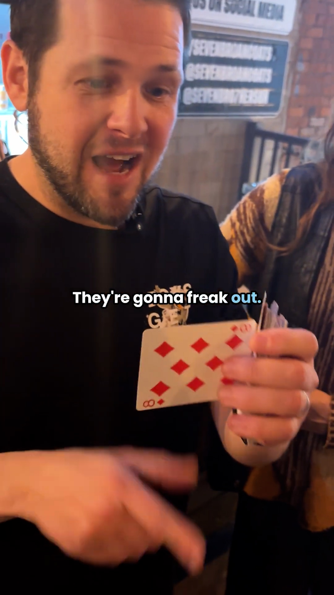 How did only one card flip?