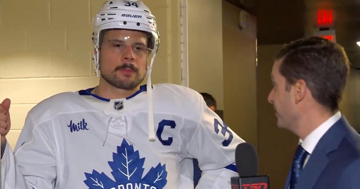 Auston Matthews est écoeuré des question concernant Mitch Marner et le ...