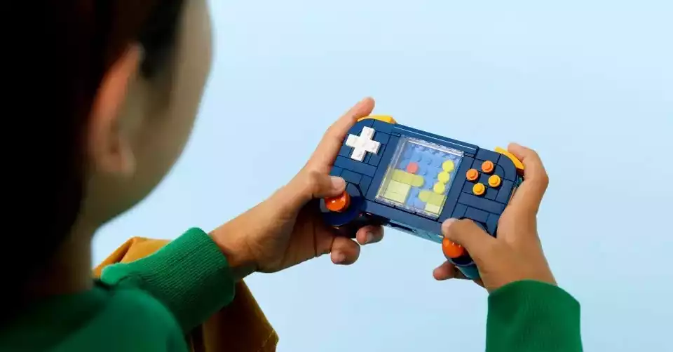 LEGO zrobiło coś dla graczy retro. Trzy sprzęty w jednym zestawie