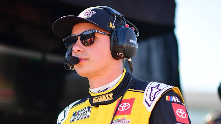 Bell wins Thursday Chili Bowl prelim A-Main, Bilicki flips in B-Main