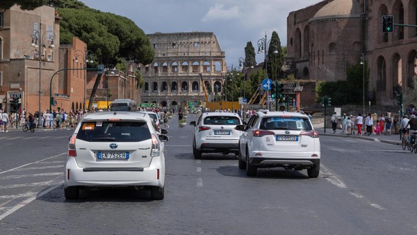 Rom steigt auf die Bremse: Ist Tempo 30 auch ein Modell für deutsche ...