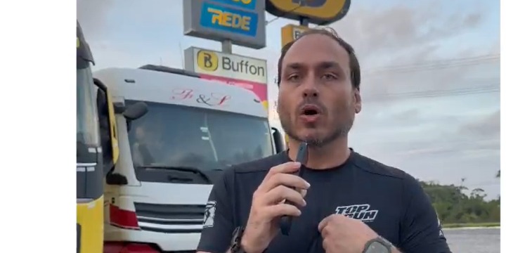 Vídeo – Carlos Bolsonaro se desespera com transferência do pai para a ...