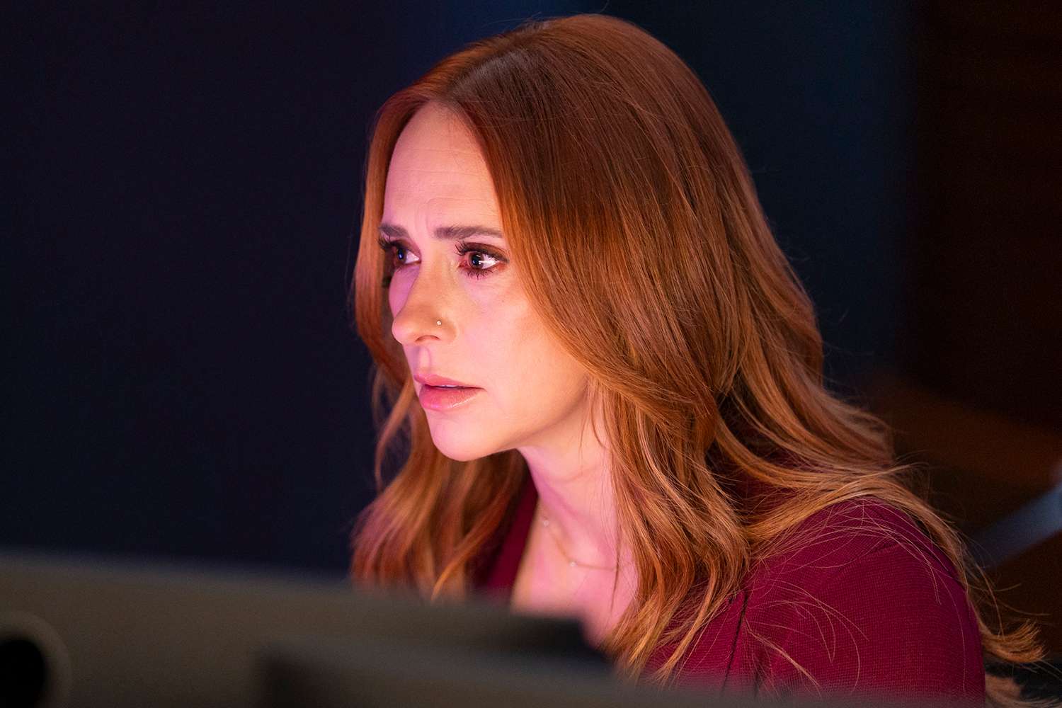 Jennifer Love Hewitt says playing rogue AI voice Sara on "9-1-1" gave ...