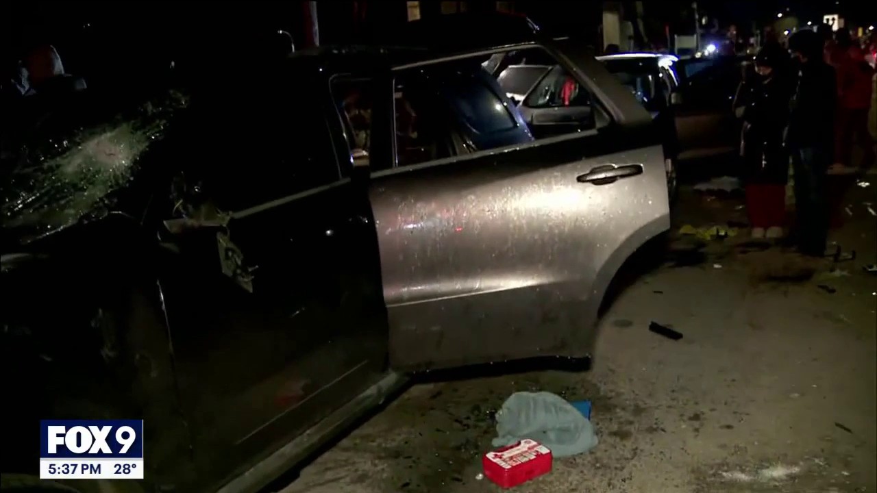 Federal vehicles ransacked after ICE shooting in north Minneapolis