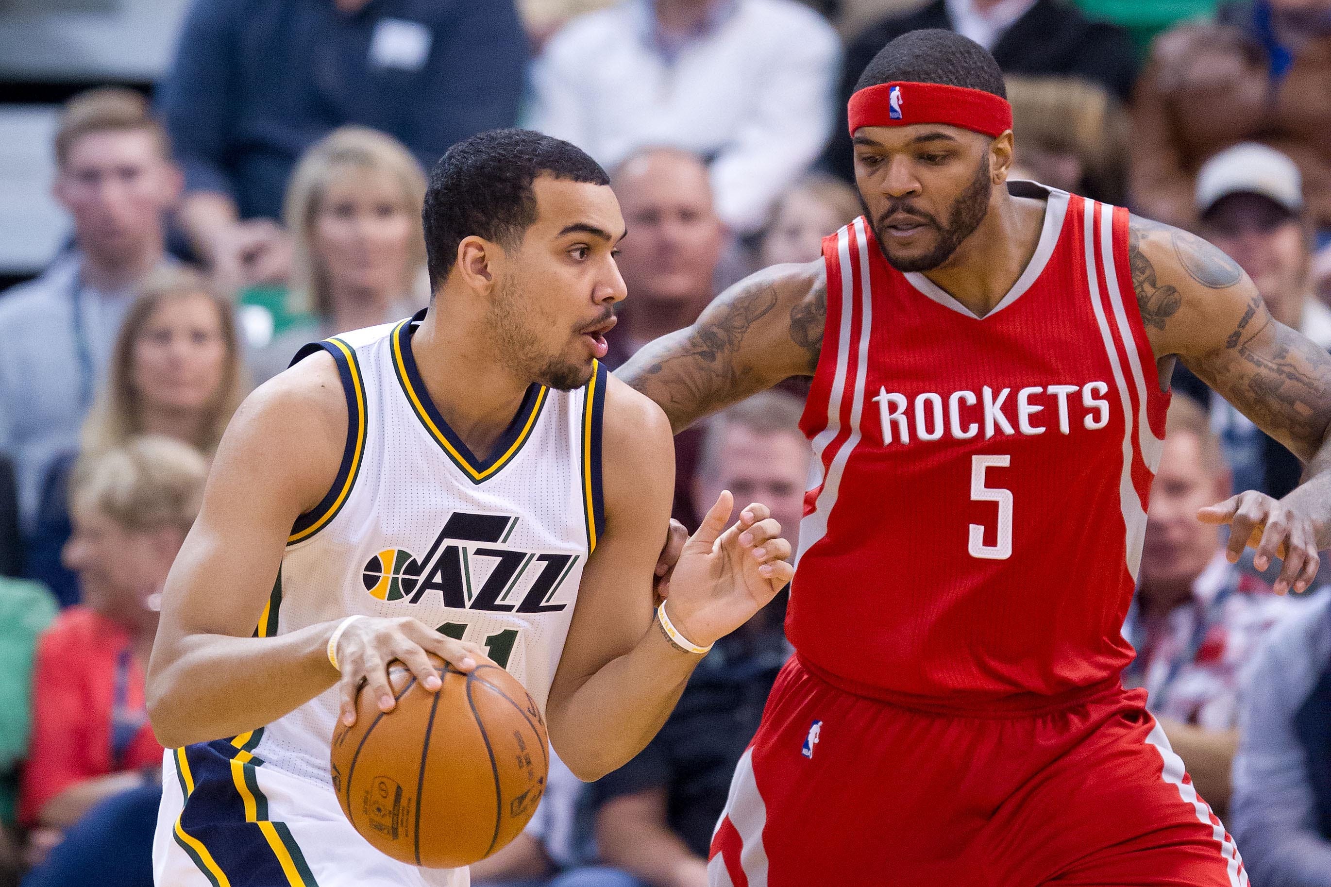 Houston Rockets jersey history No. 5 - Josh Smith (2014-16)