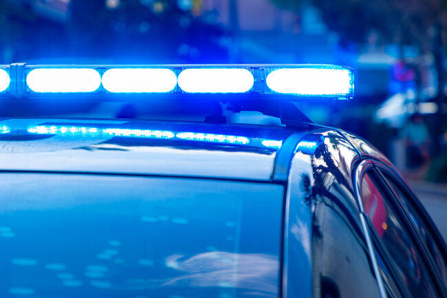 55-year-old pedestrian fatally struck by big rig in Van Nuys