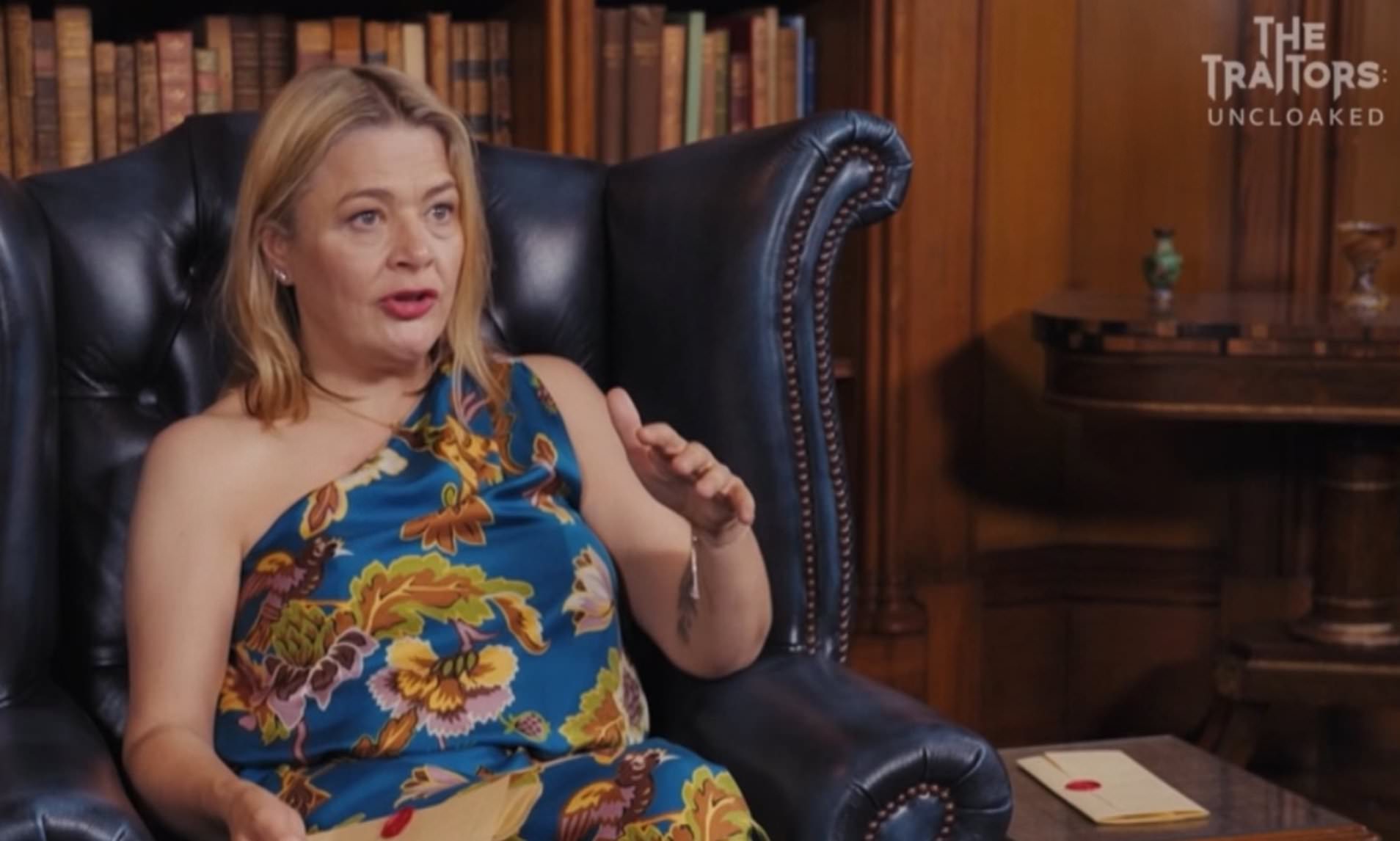 Major Traitors fan theory about mysterious second scroll on Uncloaked ...