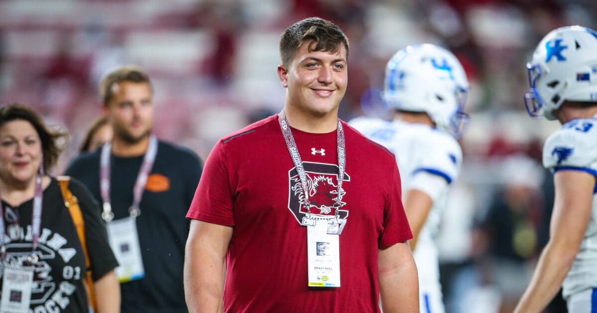 Priority South Carolina football recruiting target sets official visit ...