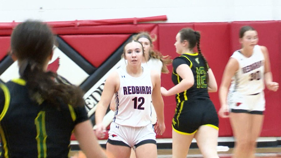 Extra effort: Metamora’s Addy Wooden key leader for team, school ...