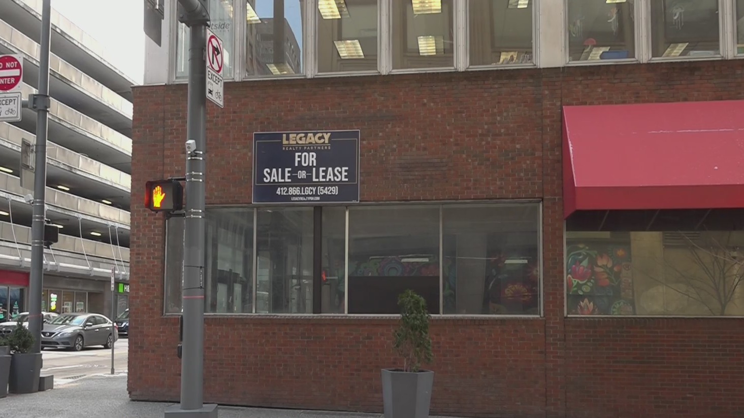 Pittsburgh working to get businesses into empty storefronts before NFL ...