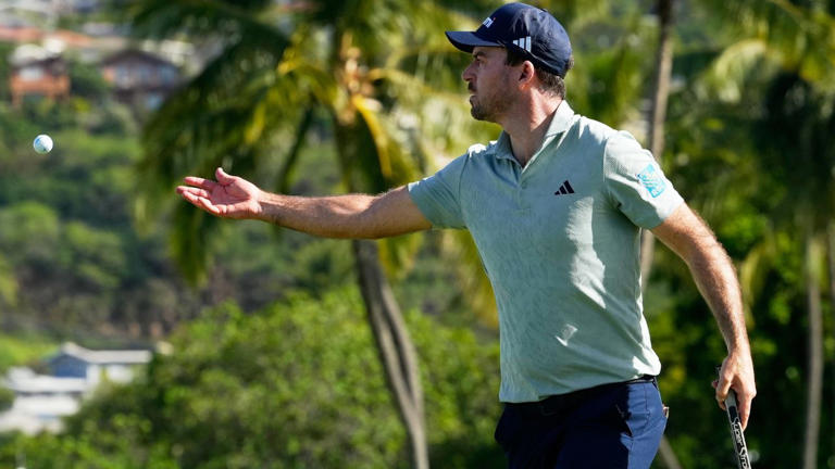 Canadian Nick Taylor opens Sony Open title defence tied for lead