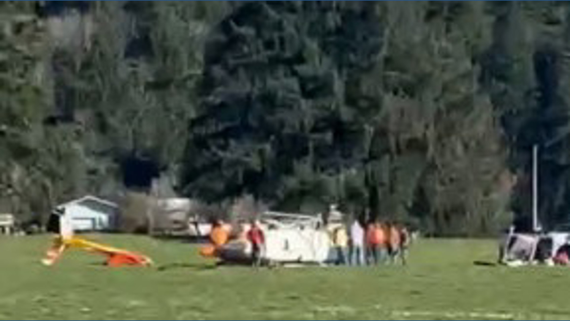 Helicopter crashes in Lincoln County