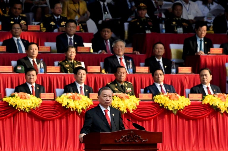 Vietnam leader seeks more power at party congress