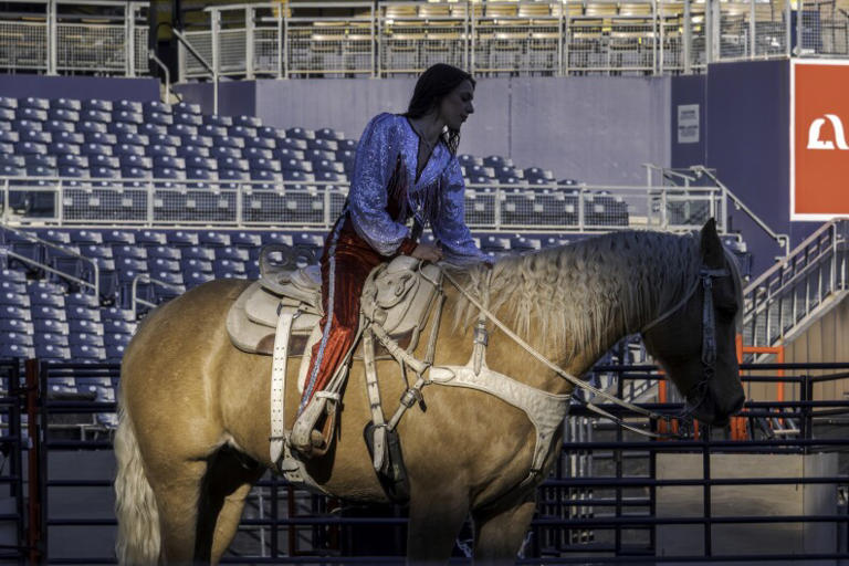 San Diego Rodeo kicks off Friday amid lawsuit alleging animal cruelty