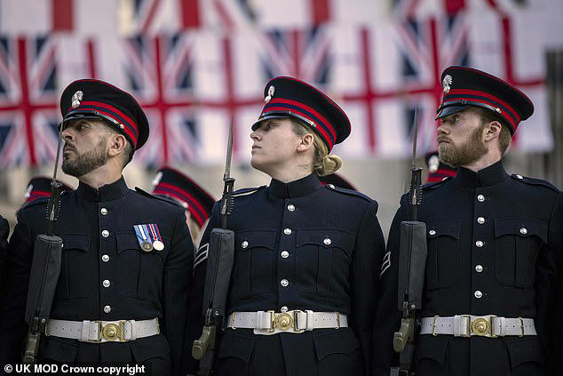 Dad's Army! Veterans aged up to 65 to be recalled to serve as Russia ...