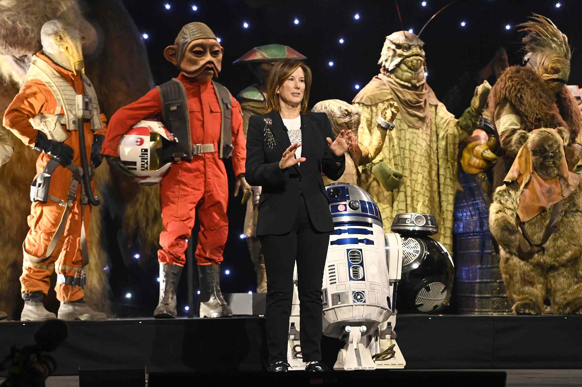 Longtime "Star Wars" boss steps down in Lucasfilm shakeup