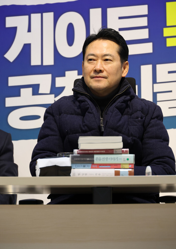 Opposition leader on hunger strike