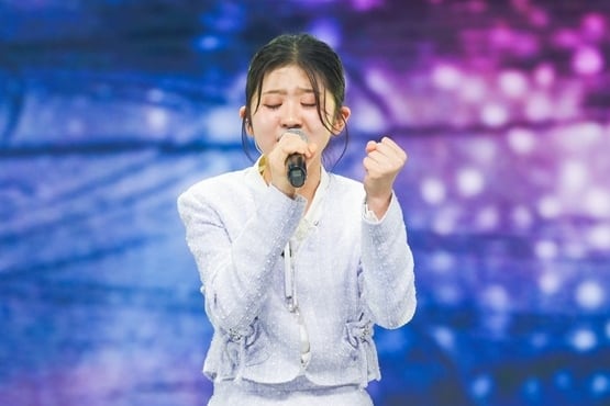 13-year-old Yoon Yoon-seo dominates 'Miss Trot 4' death match