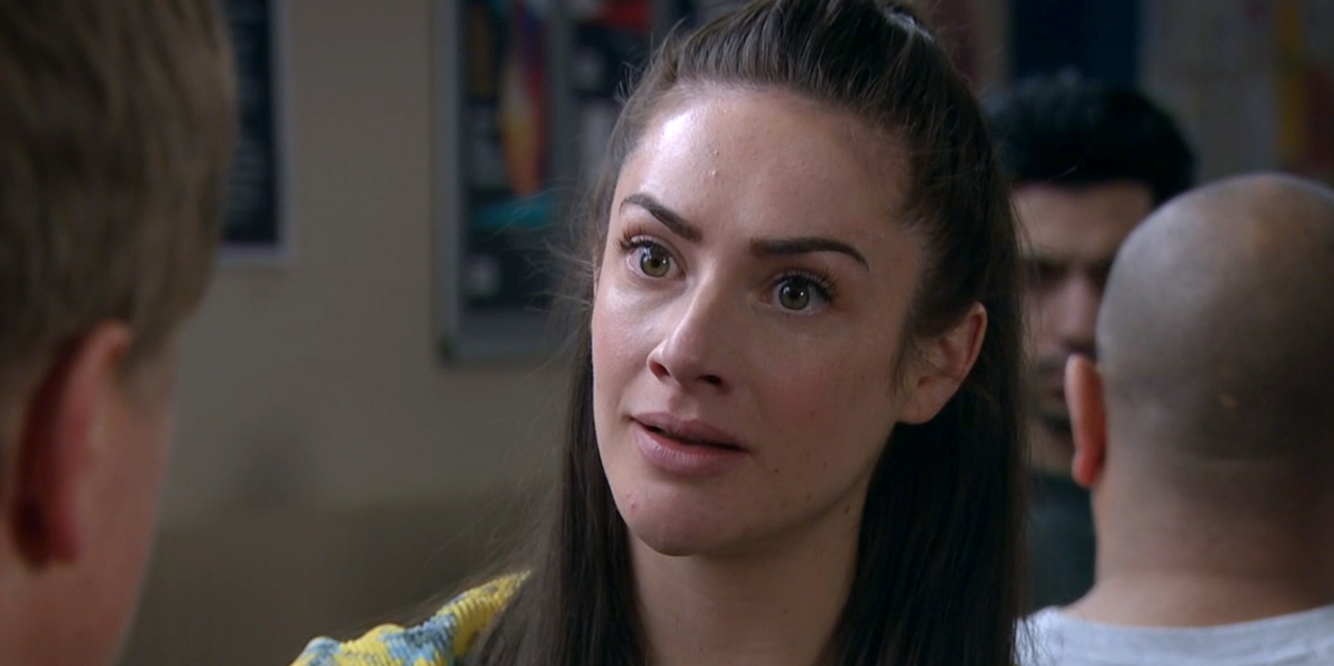 Emmerdale's Isabel Hodgins shares pregnancy update - as Victoria's exit ...