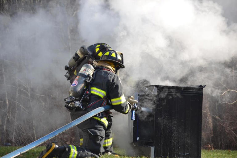 Fire ignites inside oven at Westport home