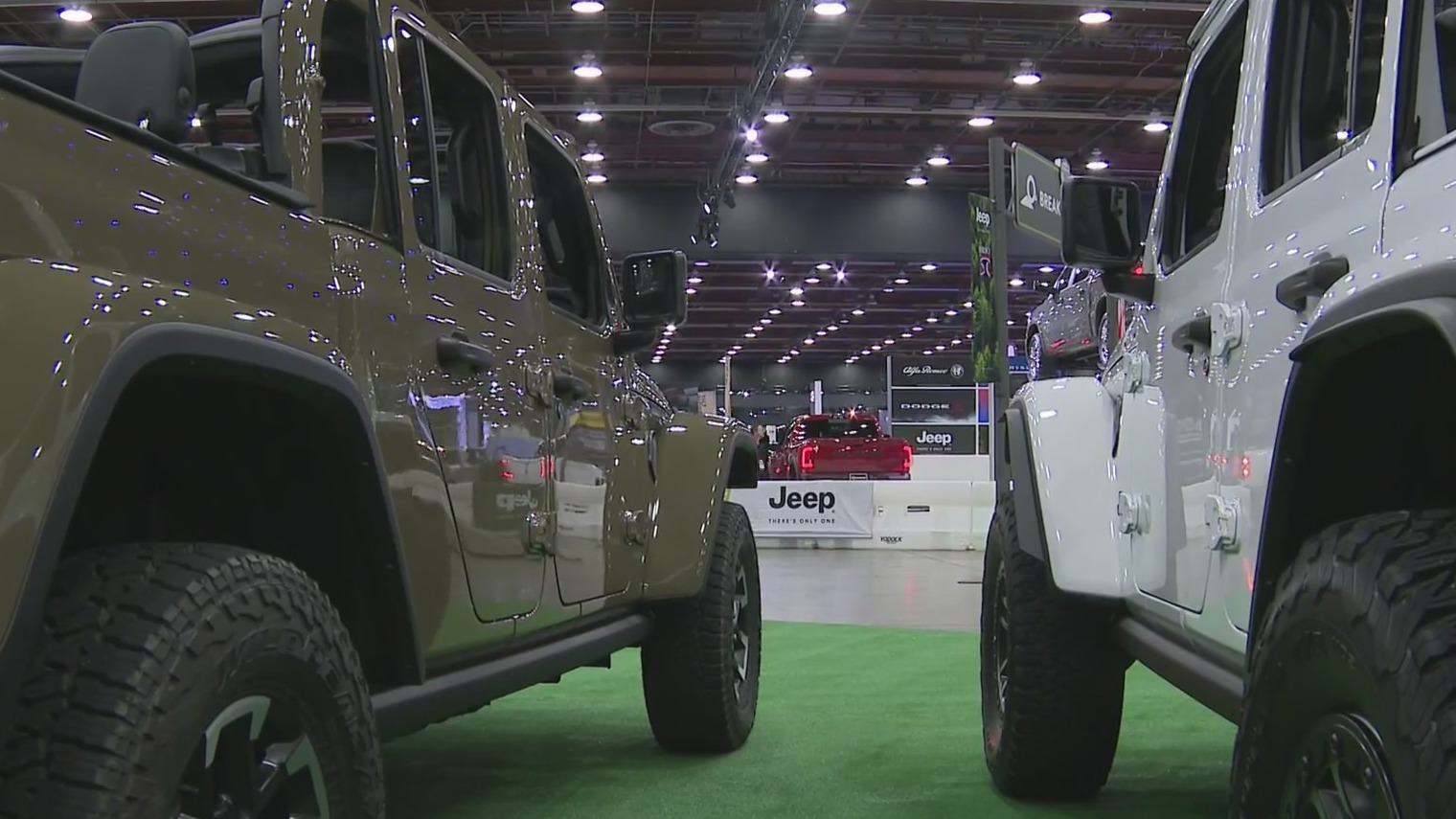 Camp Jeep providing off-road experience at Detroit Auto Show