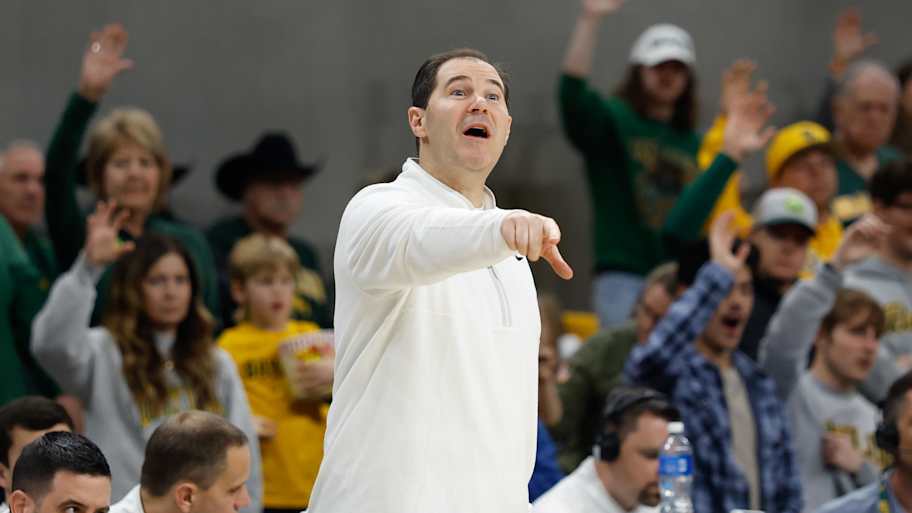ESPN says Baylor basketball needs to turn its season around quickly