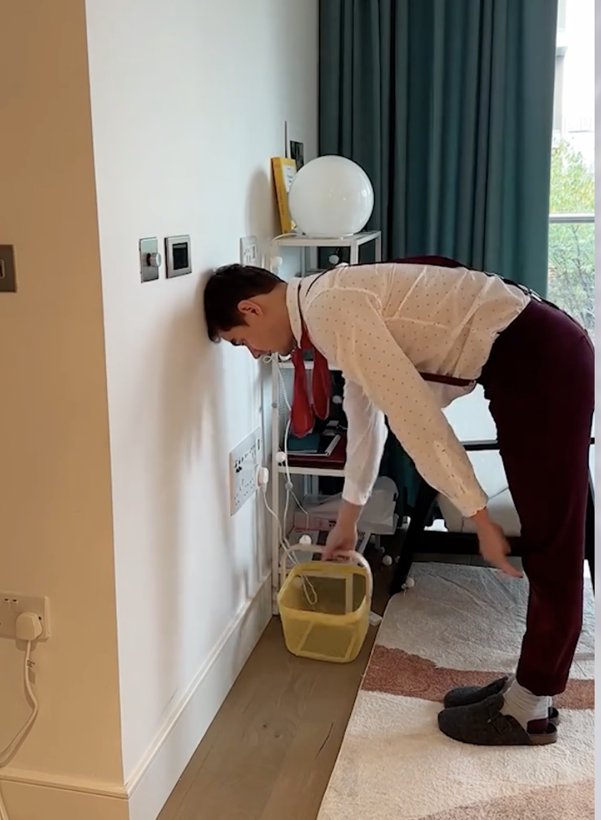 Fun hand tricks to impress your friends