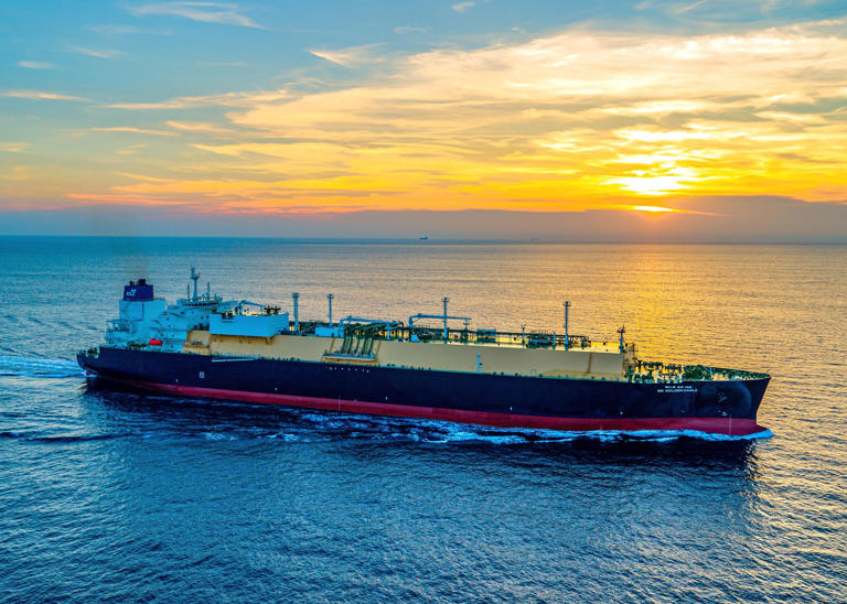 Korea Line Corporation launches Starlink on 38 vessels