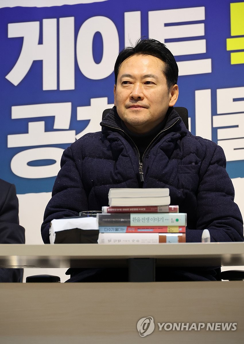 Opposition leader on hunger strike