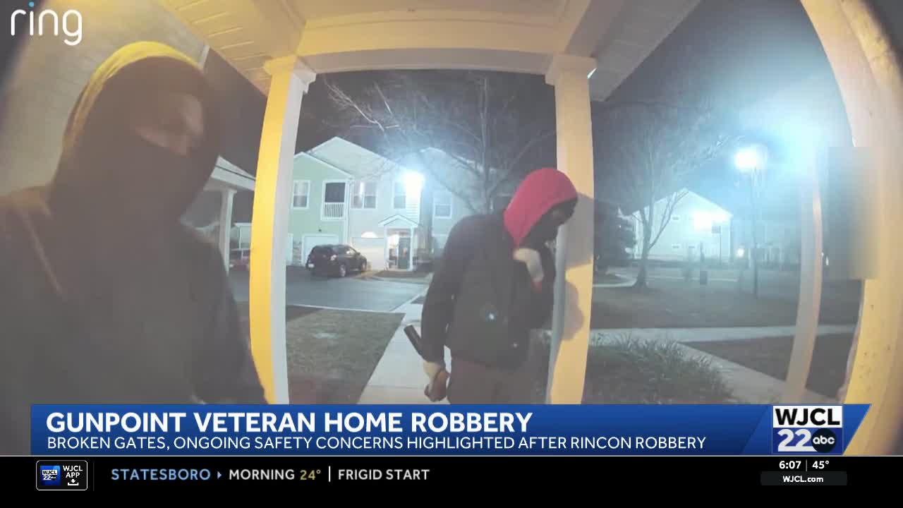 Gunpoint robbery sparks safety concerns at Rincon apartment complex