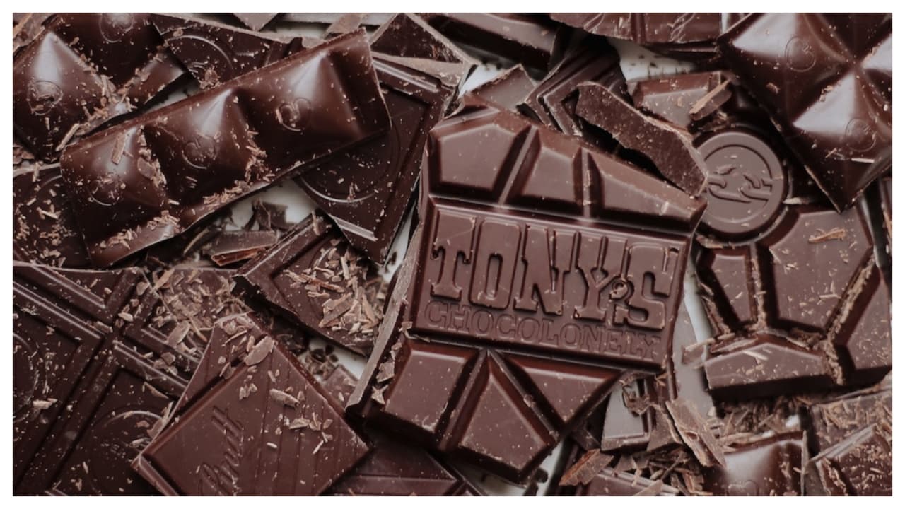 Dark chocolate health benefits: 5 reasons to add it to your diet