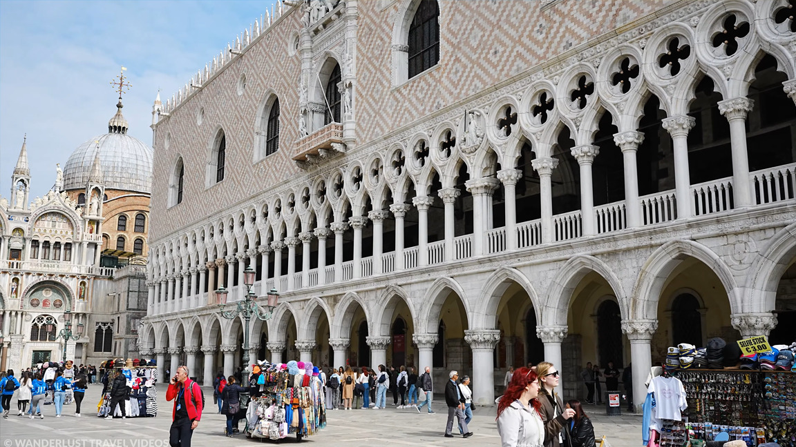 Discovering daily life around Venice’s famous square