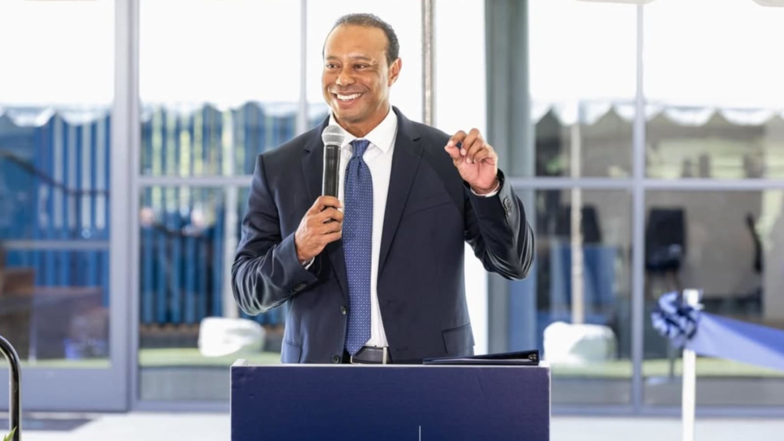 Tiger Woods rings in 50th with star-studded bash, cosying up to Vanessa ...