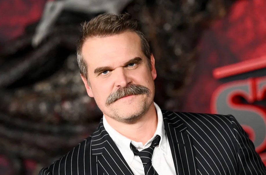 David Harbour, actor de 'Stranger Things', habla sobre cómo es vivir y ...