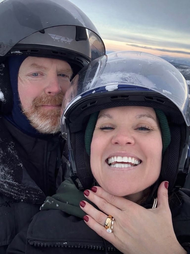 HGTV star Leslie Davis blindsides fans with engagement news: 'Did I ...