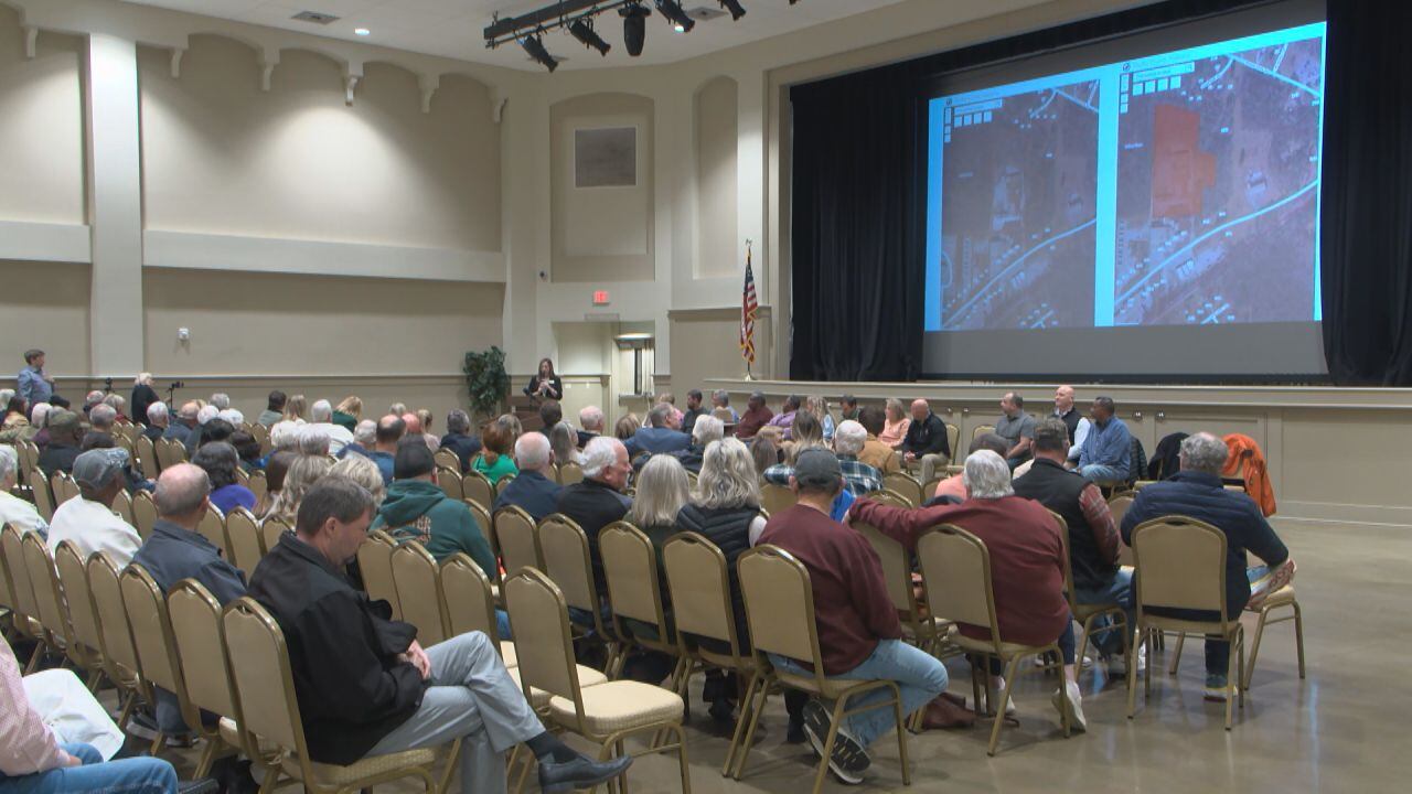 Columbiana residents voice concerns over data center at town hall