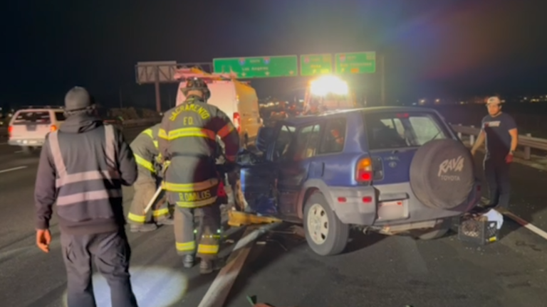 Man seriously injured following crash involving dump truck on I-5 in ...