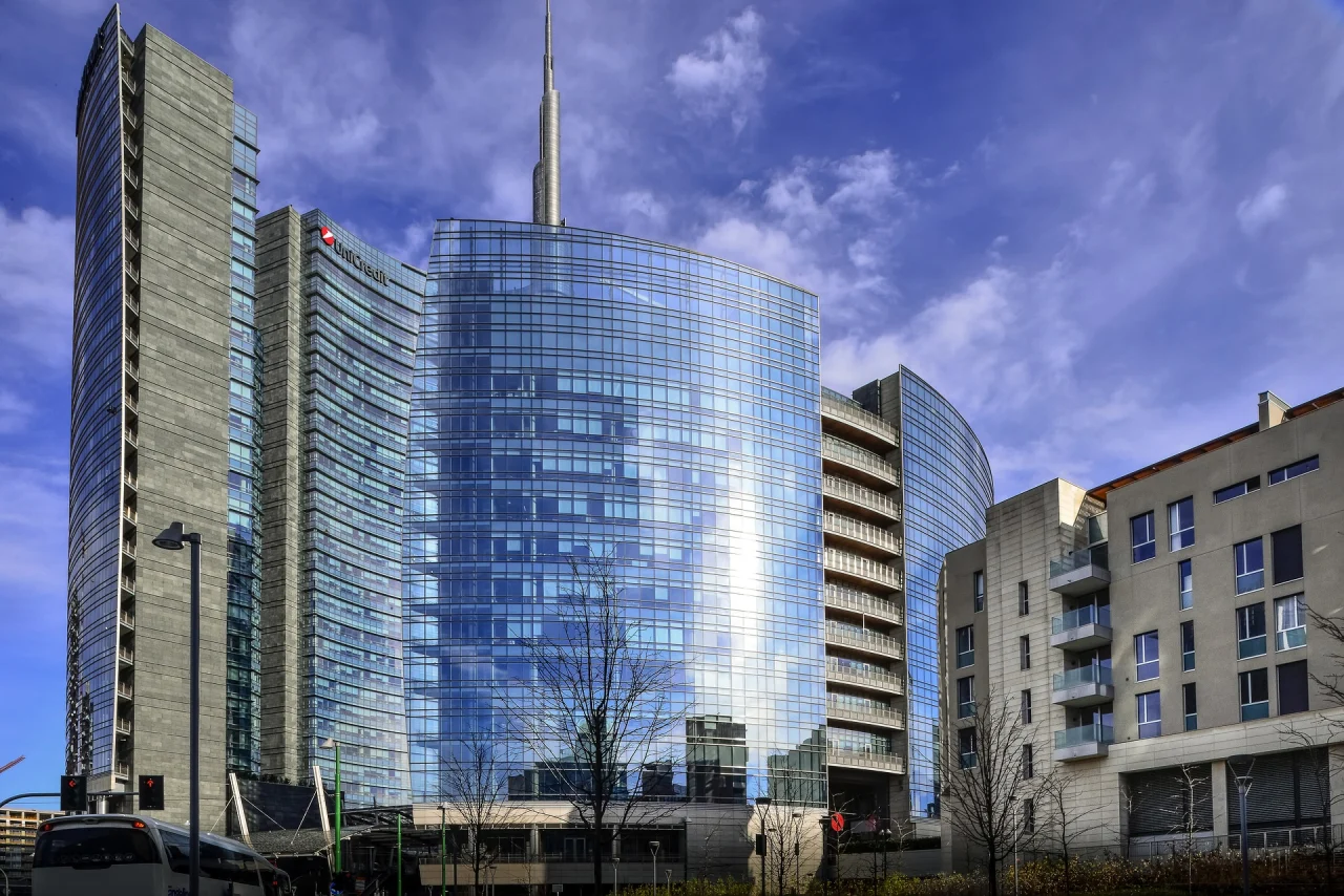 Milano è la prima città al mondo per tasso di milionari: ce n’è uno ...