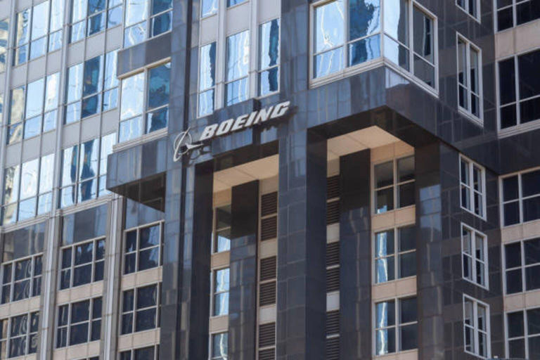 Boeing secures new labor agreement with Wichita union