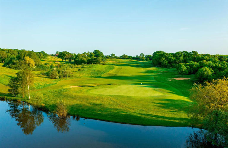 Fears trucks bound for Chart Hills Golf Club in Biddenden will 'shake ...