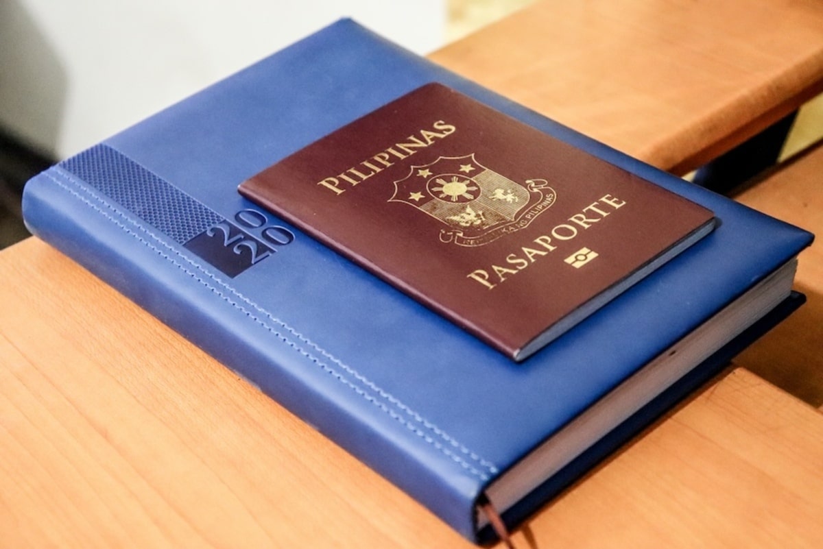 Fil-Ams reminded: Old PH passport no longer valid for 'former Filipinos'