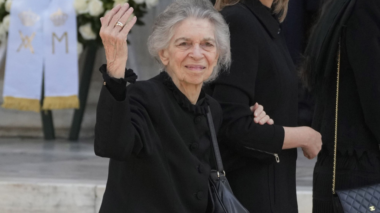Στην Αθήνα η κηδεία της πριγκίπισσας Ειρήνης - Στο Τατόι η ταφή