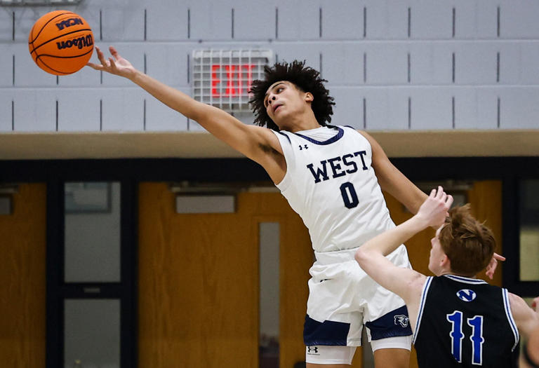 Nazareth boys basketball holds off shorthanded Pocono Mountain West in ...