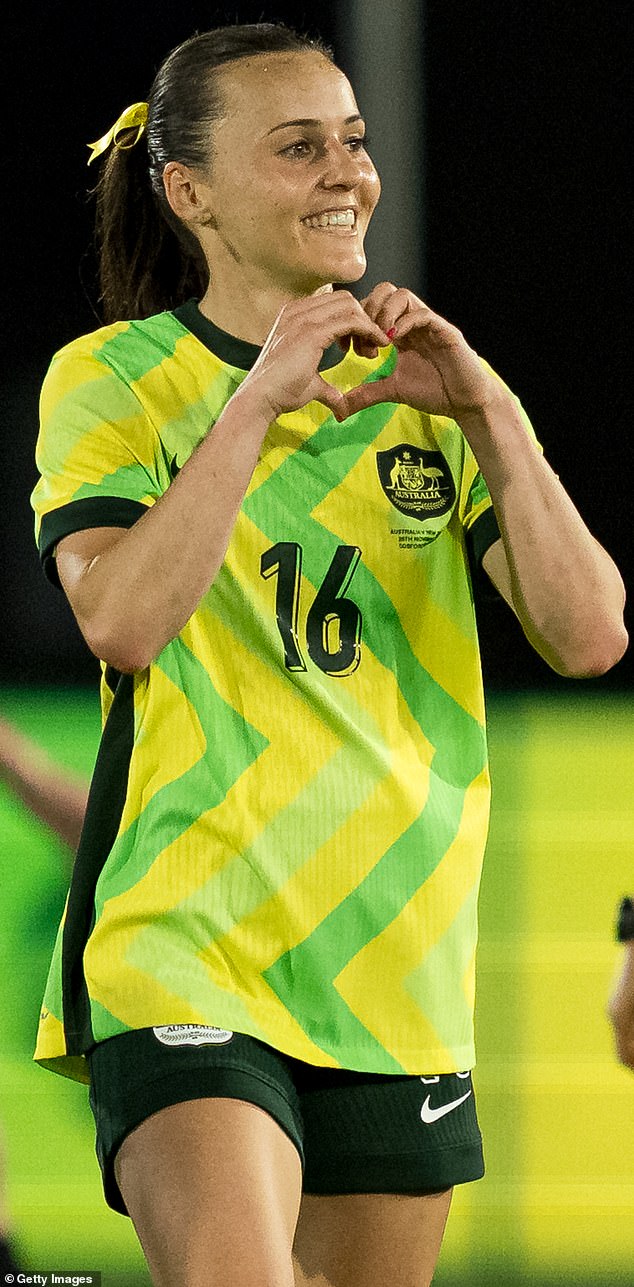 Matildas star Hayley Raso pictured getting very cosy with Eintracht ...