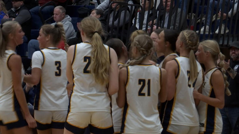 Grass Lake girls basketball stays undefeated in Cascades Conference play