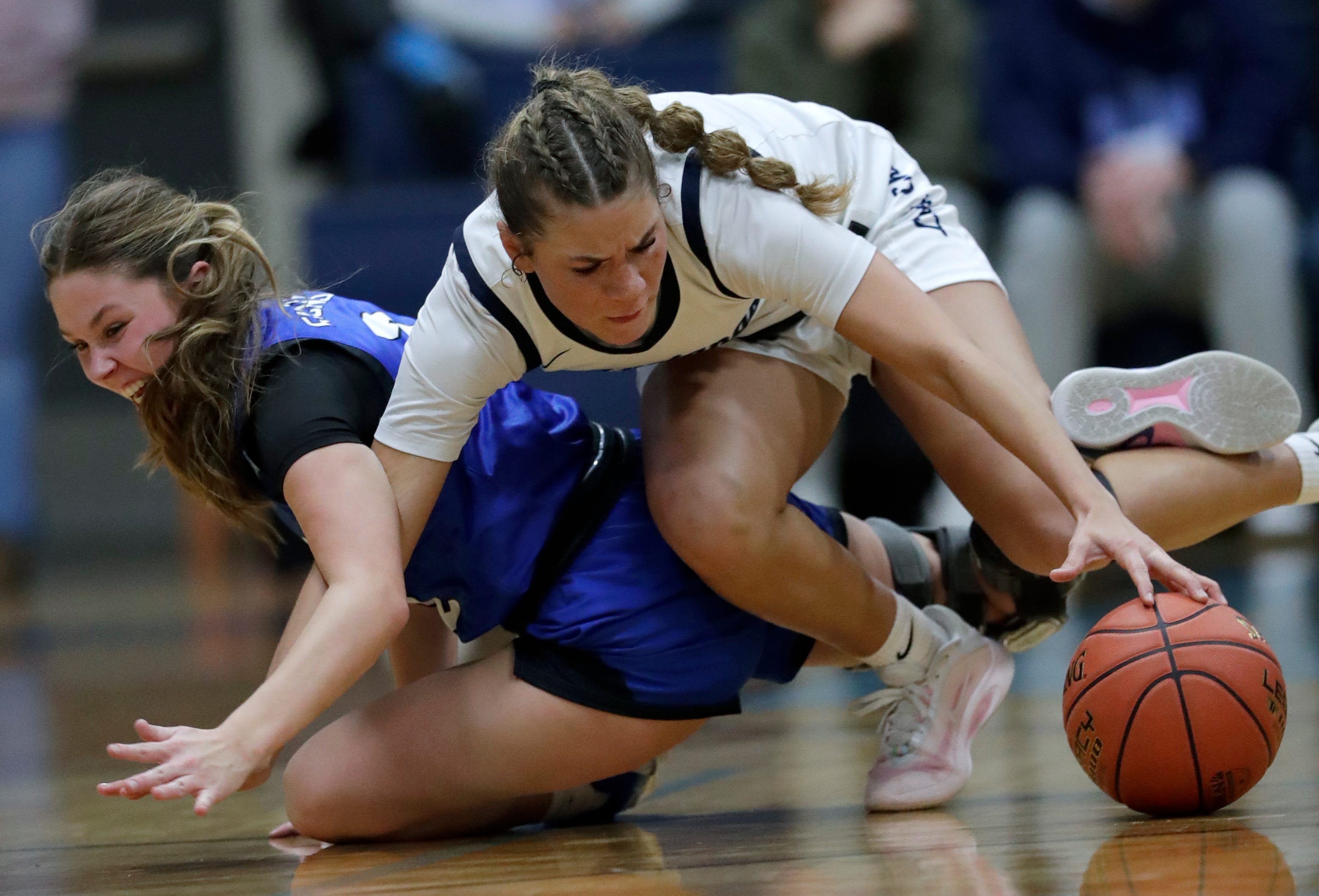 Appleton area high school sports results for Thursday, Jan. 15